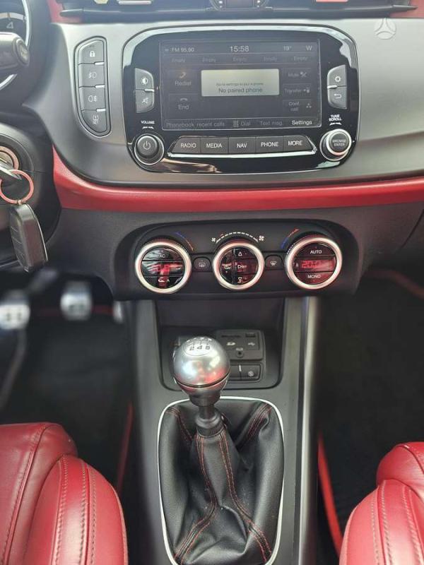 Brown Alfa Romeo Giulietta 2014 in Vilnius, with an engine capacity of 1.60 L and mileage of 253 thousand km for 3900 €, photo 8 on AUTOMOTO.COM.LV