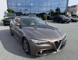 Brūns Alfa Romeo Giulietta 2017 Telšiai, ar dzinēja tilpumu 2.10 L un nobraukumu 207 tūkst. km par 8690 €, foto  vietnē AUTOMOTO.COM.LV