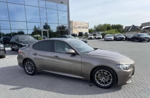 Brūns Alfa Romeo Giulietta 2017 Telšiai, ar dzinēja tilpumu 2.10 L un nobraukumu 207 tūkst. km par 8690 €, foto 3 vietnē AUTOMOTO.COM.LV