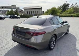 Brūns Alfa Romeo Giulietta 2017 Telšiai, ar dzinēja tilpumu 2.10 L un nobraukumu 207 tūkst. km par 8690 €, foto 10 vietnē AUTOMOTO.COM.LV