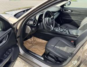 Brūns Alfa Romeo Giulietta 2017 Telšiai, ar dzinēja tilpumu 2.10 L un nobraukumu 207 tūkst. km par 8690 €, foto 12 vietnē AUTOMOTO.COM.LV