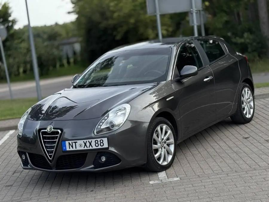 Серый Альфа Ромео Джульетта 2010 в Юрмала, объемом двигателя 1.40 л и пробегом 280 тыс. км за 3590 €, фото 3 на AUTOMOTO.COM.LV