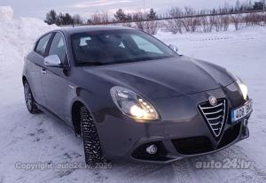 Grey Alfa Romeo Giulietta 2014 in Saue, with an engine capacity of 1.40 L and mileage of 138 thousand km for 8400 €, photo 4 on AUTOMOTO.COM.LV
