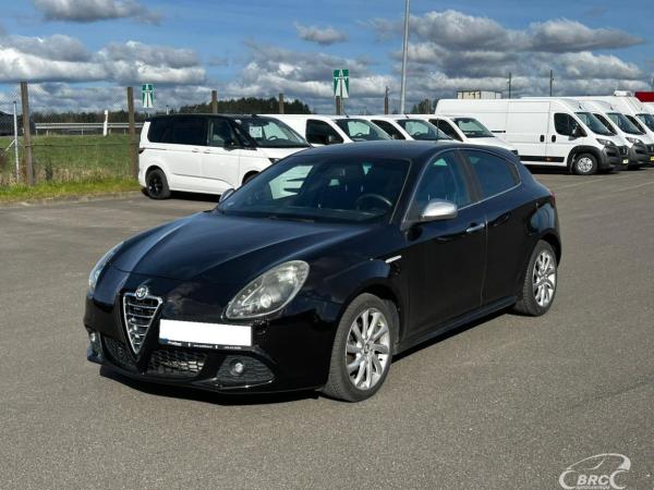 Alfa Romeo Giulietta 2010 Viļņa, ar dzinēja tilpumu 1.60 L un nobraukumu 291 tūkst. km par 3750 €, foto 1 vietnē AUTOMOTO.COM.LV