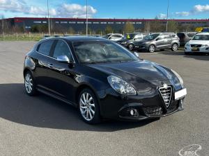 Alfa Romeo Giulietta 2010 in Vilnius, with an engine capacity of 1.60 L and mileage of 291 thousand km for 3750 €, photo 4 on AUTOMOTO.COM.LV