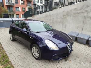 Alfa Romeo Giulietta 2011 in Vilnius, with an engine capacity of 2.00 L and mileage of 311 thousand km for 600 €, photo 4 on AUTOMOTO.COM.LV