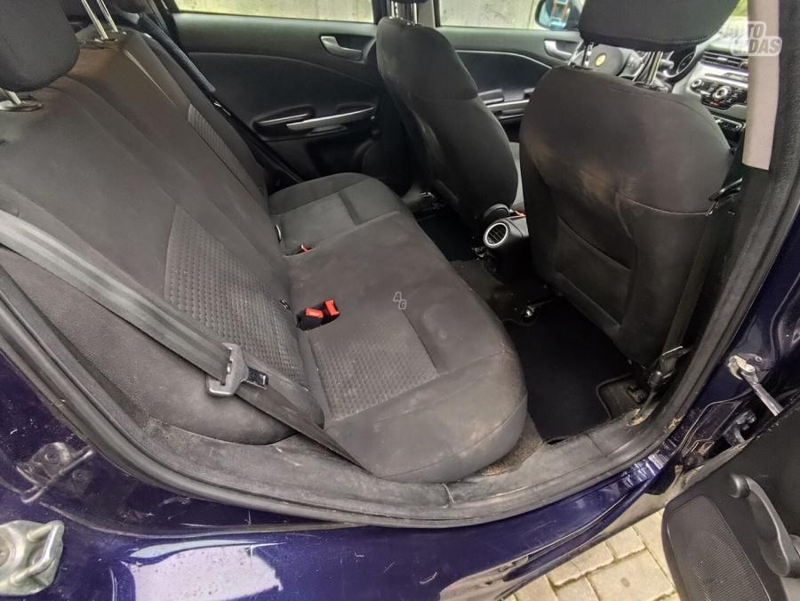 Alfa Romeo Giulietta 2011 in Vilnius, with an engine capacity of 2.00 L and mileage of 311 thousand km for 600 €, photo 24 on AUTOMOTO.COM.LV