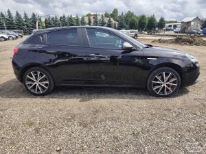 Alfa Romeo Giulietta 2018 in Utena, with an engine capacity of 2.00 L and mileage of 226 thousand km for 7950 €, photo 6 on AUTOMOTO.COM.LV