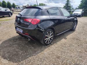 Alfa Romeo Giulietta 2018 in Utena, with an engine capacity of 2.00 L and mileage of 226 thousand km for 7950 €, photo 7 on AUTOMOTO.COM.LV