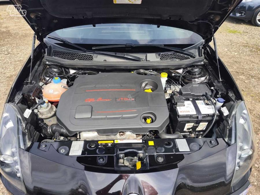 Alfa Romeo Giulietta 2018 in Utena, with an engine capacity of 2.00 L and mileage of 226 thousand km for 7950 €, photo 18 on AUTOMOTO.COM.LV