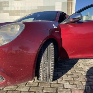 Sarkans Alfa Romeo Giulietta 2010 Dobele, ar dzinēja tilpumu 1.60 L un nobraukumu 238 tūkst. km par 3777 €, foto 6 vietnē AUTOMOTO.COM.LV