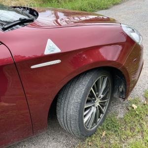 Sarkans Alfa Romeo Giulietta 2010 Dobele, ar dzinēja tilpumu 1.60 L un nobraukumu 223 tūkst. km par 3500 €, foto 14 vietnē AUTOMOTO.COM.LV