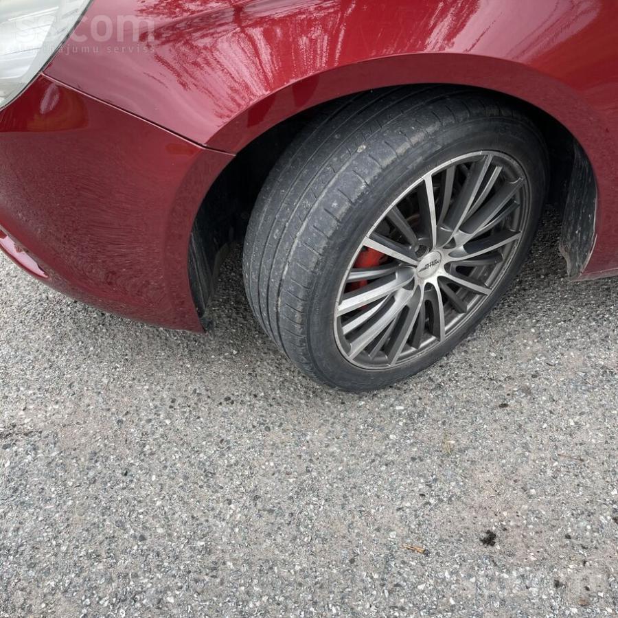 Sarkans Alfa Romeo Giulietta 2010 Dobele, ar dzinēja tilpumu 1.60 L un nobraukumu 223 tūkst. km par 3500 €, foto 15 vietnē AUTOMOTO.COM.LV