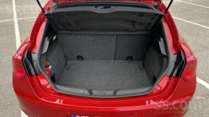 Sarkans Alfa Romeo Giulietta 2011 Valmiera, ar dzinēja tilpumu 1.60 L un nobraukumu 228 tūkst. km par 4900 €, foto 9 vietnē AUTOMOTO.COM.LV