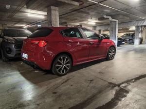 Red Alfa Romeo Giulietta 2016 in Vilnius, with an engine capacity of 1.70 L and mileage of 169 thousand km for 15500 €, photo 6 on AUTOMOTO.COM.LV