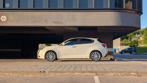 White Alfa Romeo Giulietta 2010 in Kaunas, with an engine capacity of 1.37 L and mileage of 256 thousand km for 3650 €, photo 7 on AUTOMOTO.COM.LV