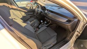 White Alfa Romeo Giulietta 2010 in Kaunas, with an engine capacity of 1.37 L and mileage of 256 thousand km for 3650 €, photo 19 on AUTOMOTO.COM.LV