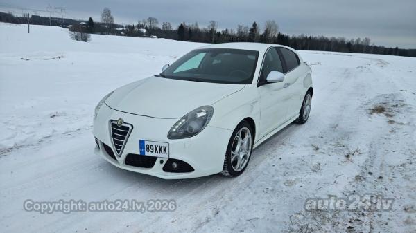 Balts Alfa Romeo Giulietta 2011 Tallina, ar dzinēja tilpumu 1.40 L un nobraukumu 267 tūkst. km par 4999 €, foto 1 vietnē AUTOMOTO.COM.LV