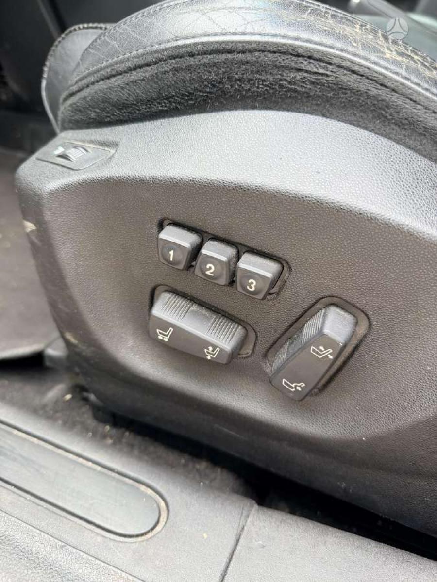 Balts Alfa Romeo Giulietta 2011 Kauņa, ar dzinēja tilpumu 2.00 L un nobraukumu 243 tūkst. km par 3599 €, foto 14 vietnē AUTOMOTO.COM.LV