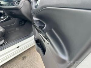 Balts Alfa Romeo Giulietta 2012 Rīga, ar dzinēja tilpumu 1.40 L un nobraukumu 229 tūkst. km par 5900 €, foto 14 vietnē AUTOMOTO.COM.LV