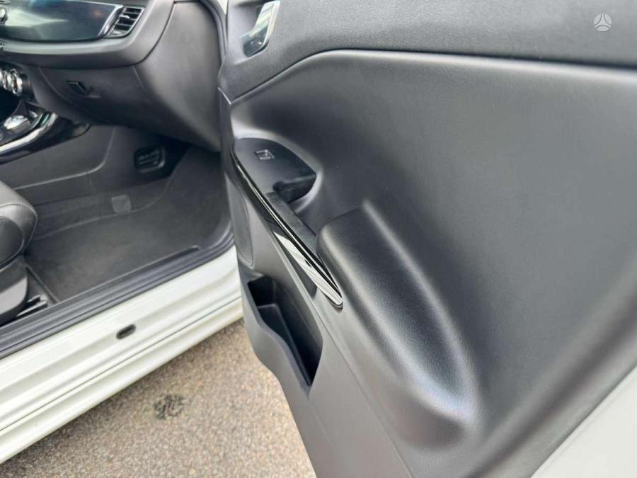 Balts Alfa Romeo Giulietta 2012 Rīga, ar dzinēja tilpumu 1.37 L un nobraukumu 229 tūkst. km par 5900 €, foto 14 vietnē AUTOMOTO.COM.LV