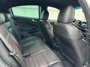 Balts Alfa Romeo Giulietta 2012 Rīga, ar dzinēja tilpumu 1.37 L un nobraukumu 229 tūkst. km par 5900 €, foto 16 vietnē AUTOMOTO.COM.LV