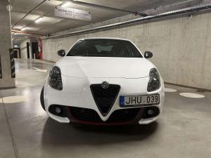 White Alfa Romeo Giulietta 2016 in Vilnius, with an engine capacity of 1.74 L and mileage of 95 thousand km for 14500 €, photo 7 on AUTOMOTO.COM.LV