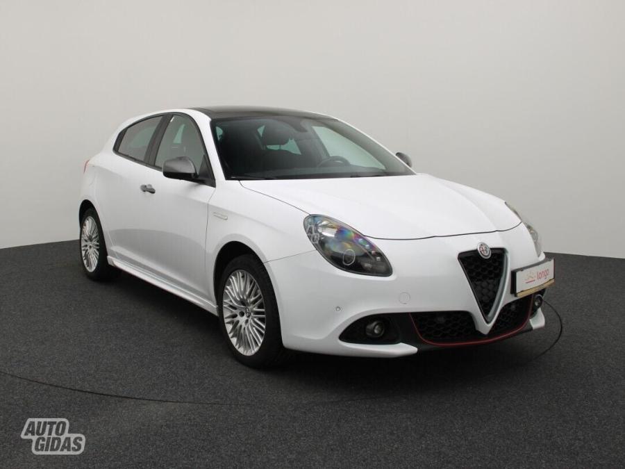 Balts Alfa Romeo Giulietta 2018 Viļņa, ar dzinēja tilpumu 1.40 L un nobraukumu 170 tūkst. km par 11699 €, foto 10 vietnē AUTOMOTO.COM.LV
