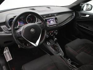 Balts Alfa Romeo Giulietta 2018 Viļņa, ar dzinēja tilpumu 1.40 L un nobraukumu 170 tūkst. km par 11699 €, foto 16 vietnē AUTOMOTO.COM.LV