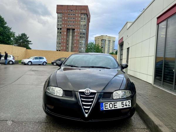 Melns Alfa Romeo GT 2004 Kauņa, ar dzinēja tilpumu 1.90 L un nobraukumu 271 tūkst. km par 2100 €, foto 6 vietnē AUTOMOTO.COM.LV