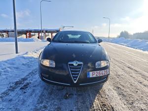 Black Alfa Romeo GT 2008 in Utena, with an engine capacity of 1.80 L and mileage of 214 thousand km for 1600 €, photo 2 on AUTOMOTO.COM.LV