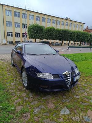 Blue Alfa Romeo GT 2005 in Saldus, with an engine capacity of 2.00 L and mileage of 154 thousand km for 2700 €, photo 5 on AUTOMOTO.COM.LV