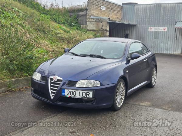 Blue Alfa Romeo GT 2005 in Tallinn, with an engine capacity of 1.90 L and mileage of 384 thousand km for 2200 €, photo 1 on AUTOMOTO.COM.LV