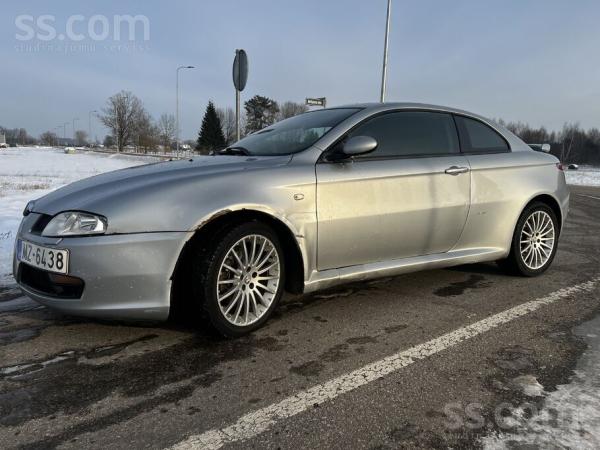 Alfa Romeo GT 2004 Rīga, ar dzinēja tilpumu 2.00 L un nobraukumu 177 tūkst. km par 1500 €, foto 2 vietnē AUTOMOTO.COM.LV
