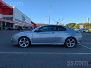 Alfa Romeo GT 2005 Rīga, ar dzinēja tilpumu 2.00 L un nobraukumu 209 tūkst. km par 1700 €, foto 5 vietnē AUTOMOTO.COM.LV