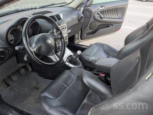 Alfa Romeo GT 2005 Rīga, ar dzinēja tilpumu 2.00 L un nobraukumu 209 tūkst. km par 1700 €, foto 9 vietnē AUTOMOTO.COM.LV