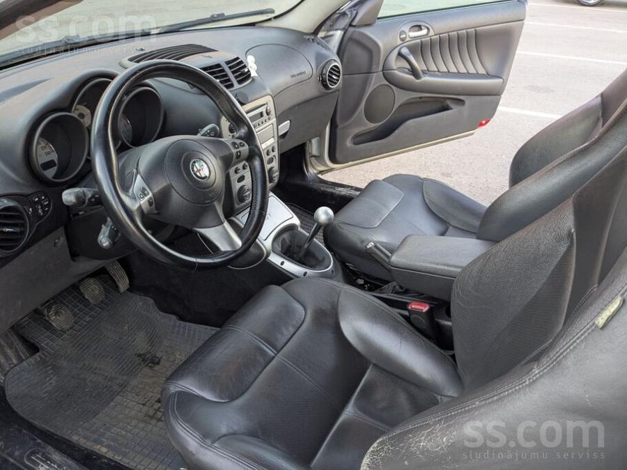 Alfa Romeo GT 2005 Rīga, ar dzinēja tilpumu 2.00 L un nobraukumu 209 tūkst. km par 1700 €, foto 9 vietnē AUTOMOTO.COM.LV