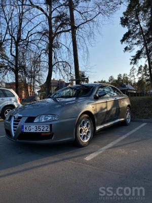 Pelēks Alfa Romeo GT 2005 Daugavpils, ar dzinēja tilpumu 1.90 L un nobraukumu 259 tūkst. km par 1500 €, foto  vietnē AUTOMOTO.COM.LV