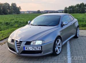 Серый Альфа Ромео ГТ 2008 в Рига, объемом двигателя 1.90 л и пробегом 331 тыс. км за 3950 €, фото  на AUTOMOTO.COM.LV