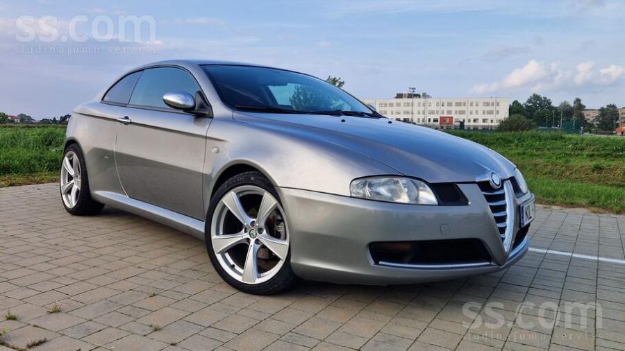 Серый Альфа Ромео ГТ 2008 в Рига, объемом двигателя 1.90 л и пробегом 331 тыс. км за 3950 €, фото 3 на AUTOMOTO.COM.LV