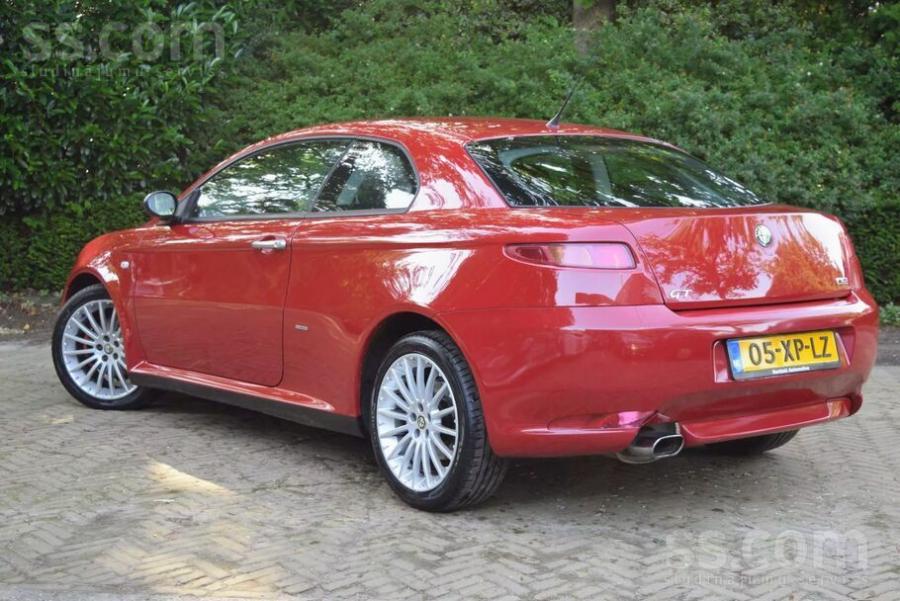 Sarkans Alfa Romeo GT 2007 Valmiera, ar dzinēja tilpumu 1.90 L un nobraukumu 270 tūkst. km par 2800 €, foto 3 vietnē AUTOMOTO.COM.LV