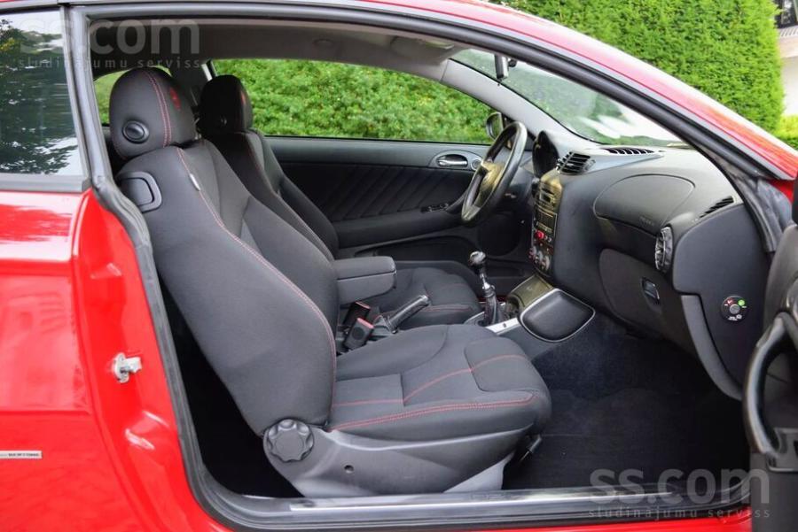 Sarkans Alfa Romeo GT 2007 Valmiera, ar dzinēja tilpumu 1.90 L un nobraukumu 270 tūkst. km par 2800 €, foto 7 vietnē AUTOMOTO.COM.LV