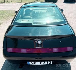 Melns Alfa Romeo GTV 2000 Rīga, ar dzinēja tilpumu 2.00 L un nobraukumu 218 tūkst. km par 4250 €, foto 5 vietnē AUTOMOTO.COM.LV
