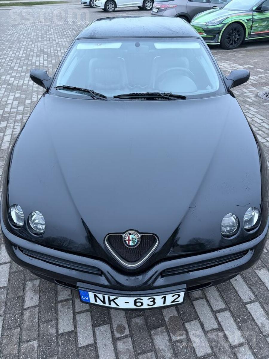 Melns Alfa Romeo GTV 2000 Rīga, ar dzinēja tilpumu 2.00 L un nobraukumu 218 tūkst. km par 4250 €, foto 7 vietnē AUTOMOTO.COM.LV