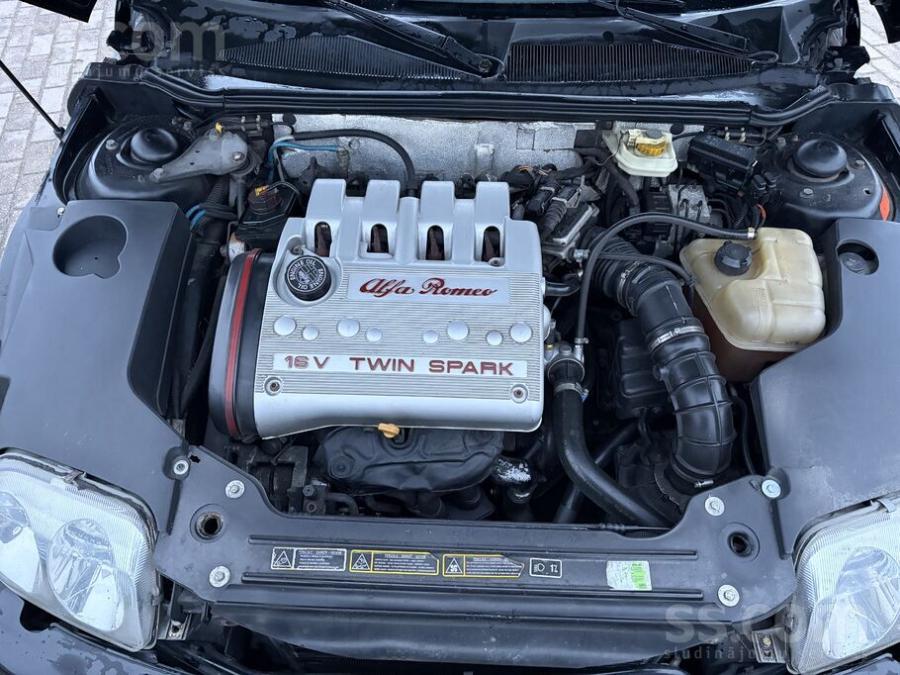 Melns Alfa Romeo GTV 2000 Rīga, ar dzinēja tilpumu 2.00 L un nobraukumu 218 tūkst. km par 4250 €, foto 9 vietnē AUTOMOTO.COM.LV
