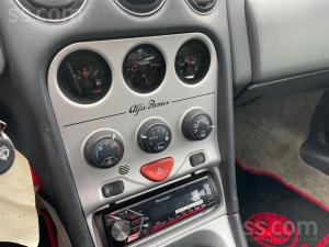 Alfa Romeo GTV 2003 Rīga, ar dzinēja tilpumu 2.00 L un nobraukumu 189 tūkst. km par 5900 €, foto 21 vietnē AUTOMOTO.COM.LV