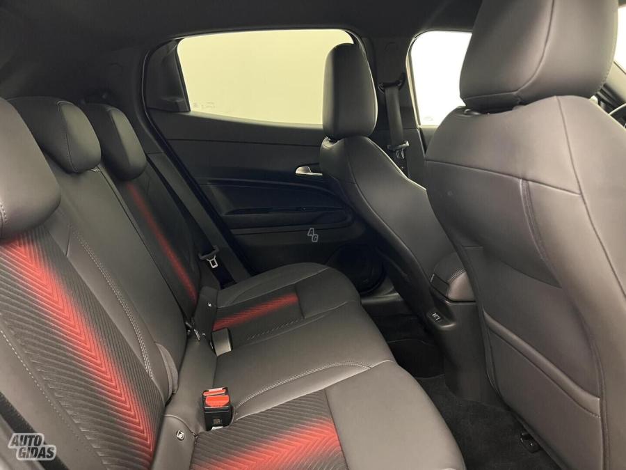 Grey Alfa Romeo Junior 2024 in Vilnius, with an engine capacity of 0.00 L and mileage of 21 thousand km for 25700 €, photo 31 on AUTOMOTO.COM.LV
