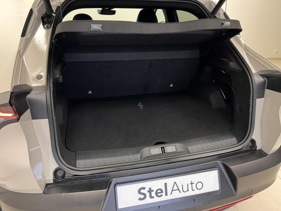 Grey Alfa Romeo Junior 2024 in Vilnius, with an engine capacity of 0.00 L and mileage of 21 thousand km for 25700 €, photo 33 on AUTOMOTO.COM.LV