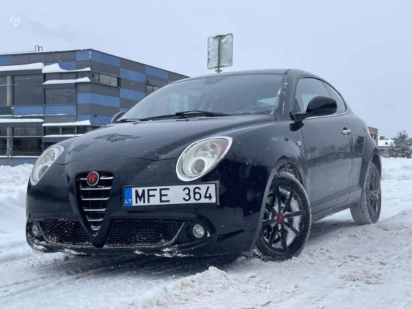 Black Alfa Romeo Mito 2010 in Vilnius, with an engine capacity of 1.40 L and mileage of 180 thousand km for 4600 €, photo 9 on AUTOMOTO.COM.LV