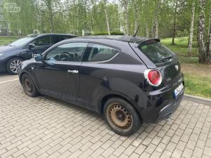 Black Alfa Romeo Mito 2009 in Vilnius, with an engine capacity of 1.40 L and mileage of 163 thousand km for 700 €, photo 3 on AUTOMOTO.COM.LV